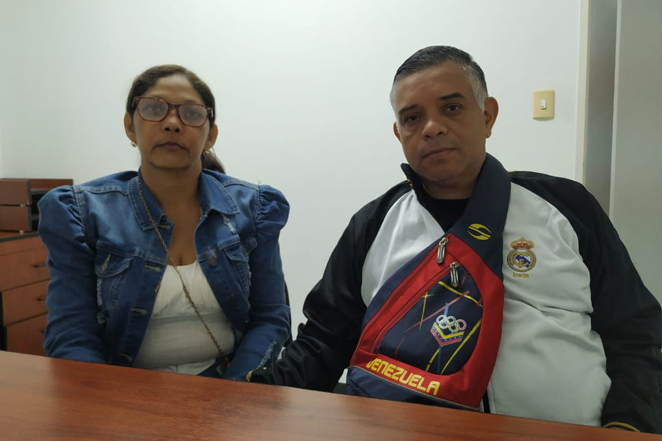 Padres del estudiante John Álvarez: Sabemos quiénes son sus ...