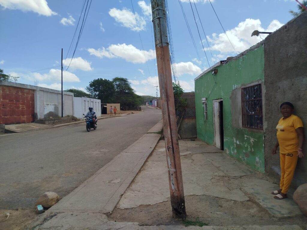 Agua y electricidad: calvario de vecinos en sector de La Vela – La Mañana